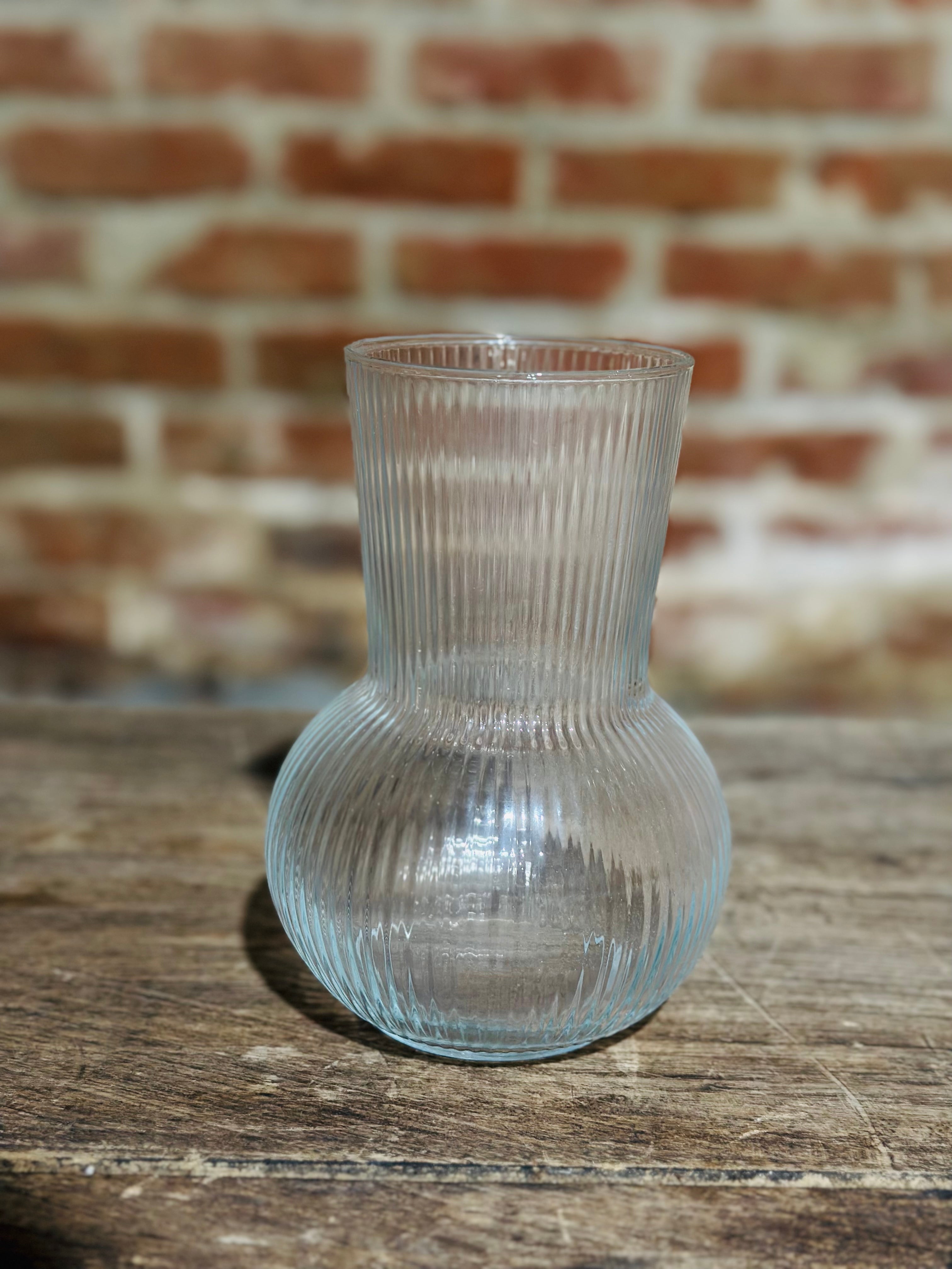 Vase transparent